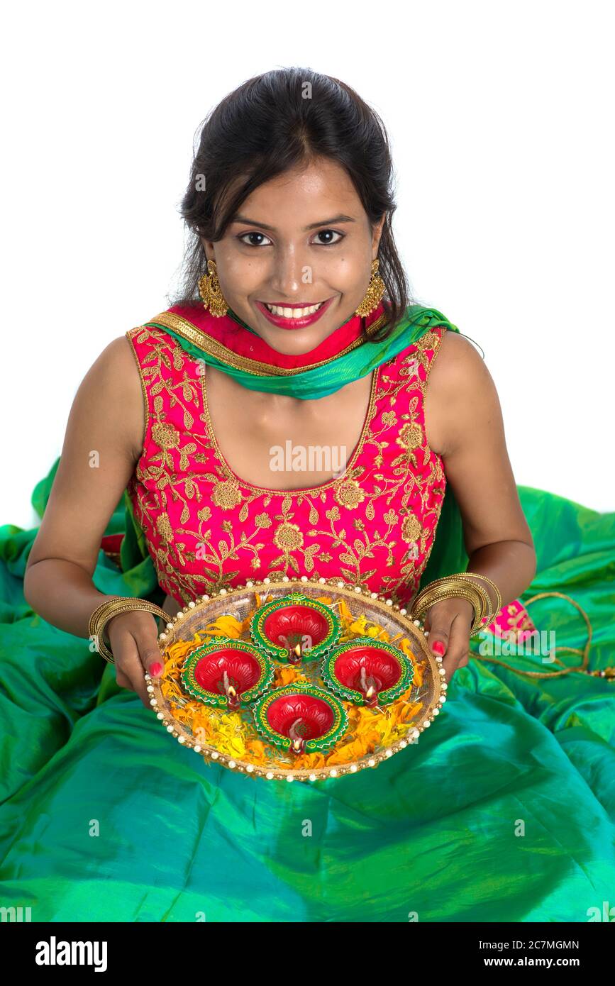 Portrait of a Indian Traditional Girl holding Diya, Girl Celebrating ...