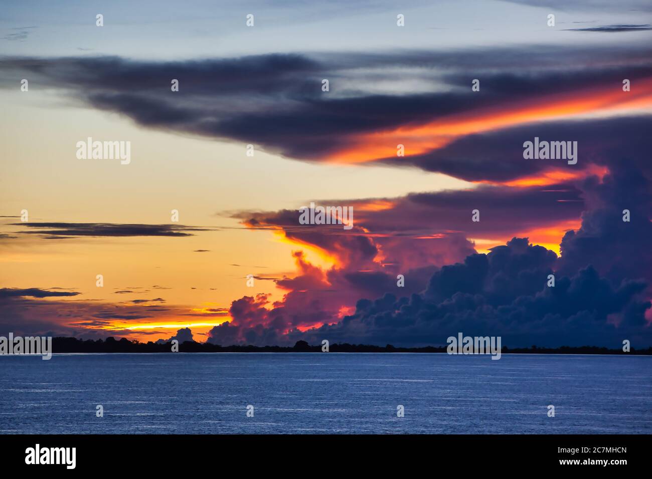 Strong cloud hi-res stock photography and images - Alamy