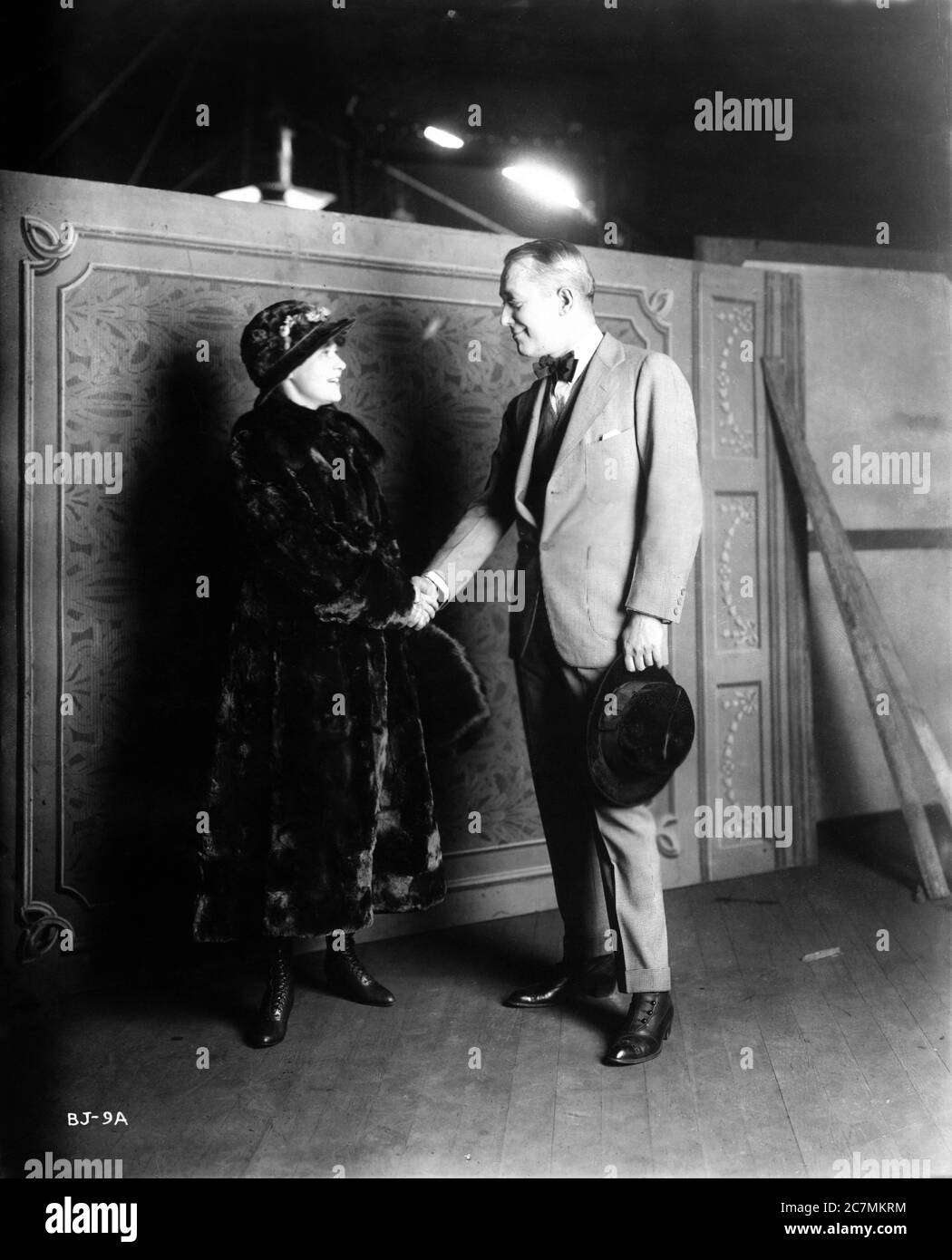 Actress MARGUERITE CLARK visits GEORGE M. COHAN on set candid during ...
