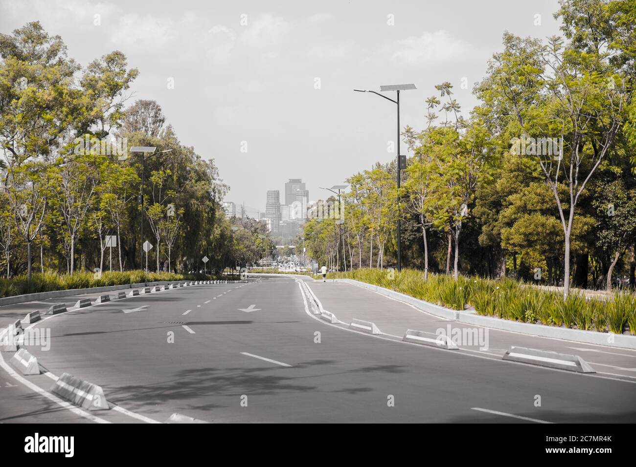 Street in cloudy weather hi-res stock photography and images - Alamy