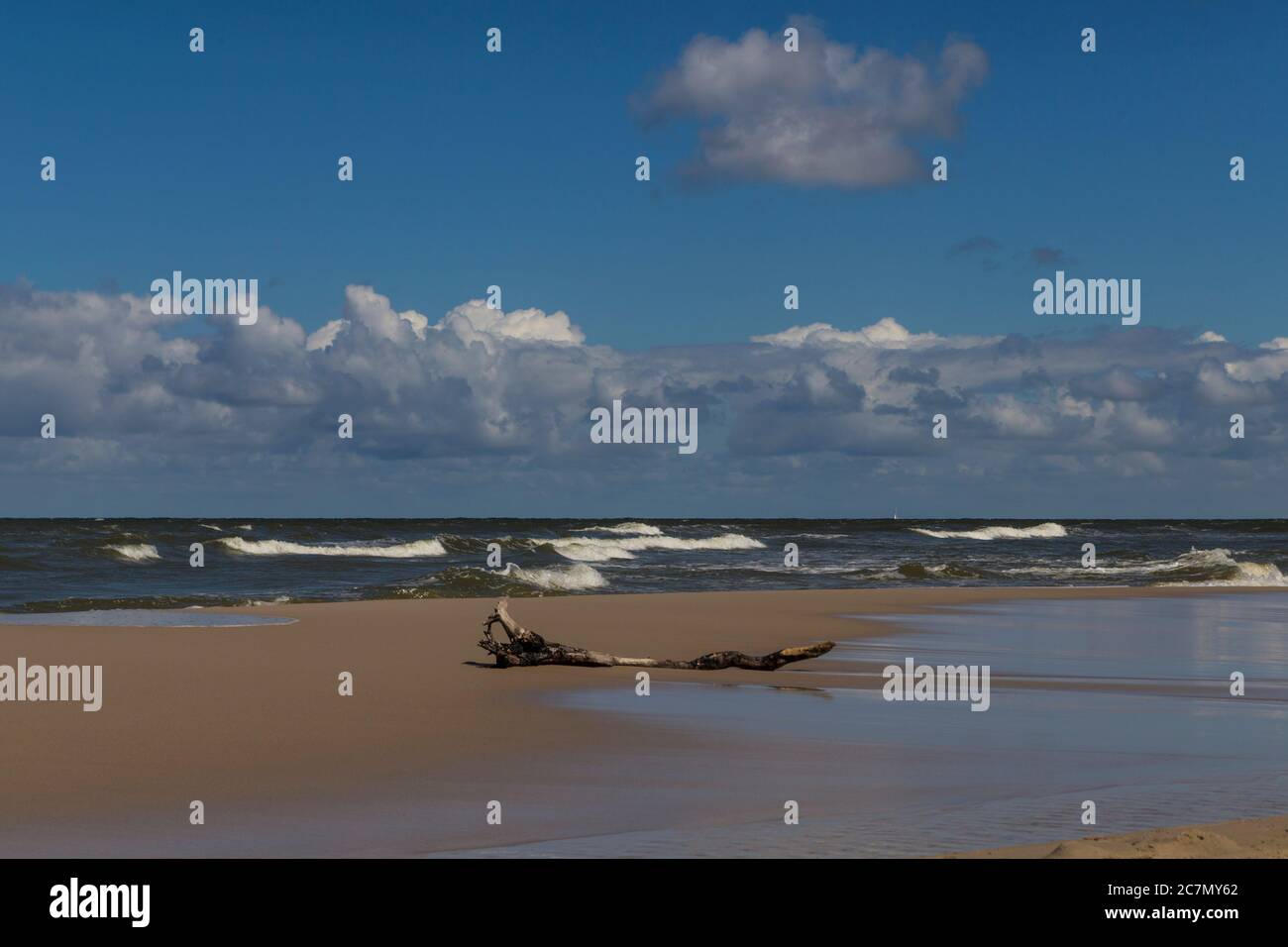 Empty beach at Baltic sea near Wladyslawowo in Poland Stock Photo - Alamy