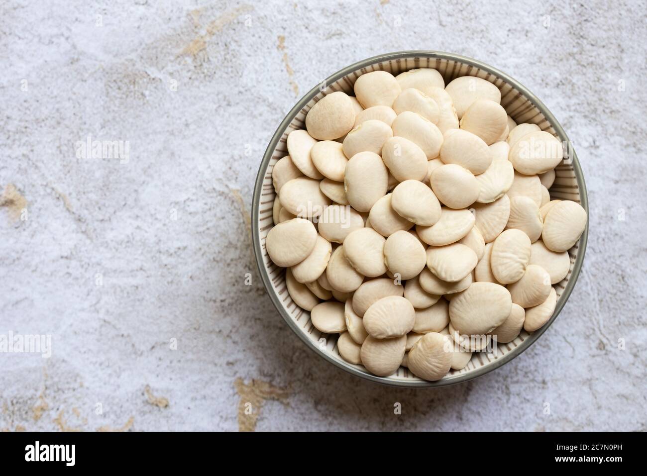 Dried Lima Beans in a Bowl Stock Photo - Alamy