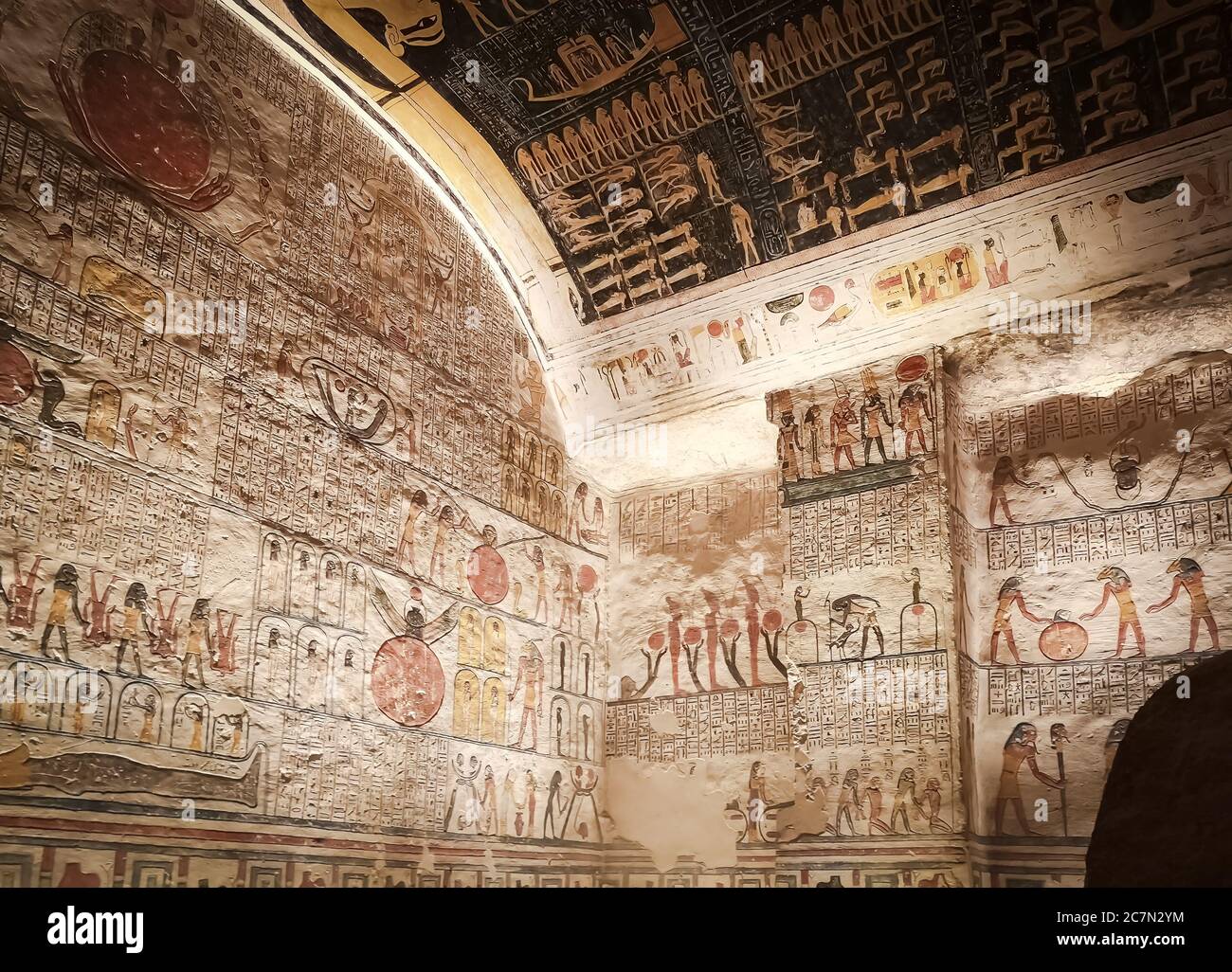 Egyptian pharaoh ramses v hi-res stock photography and images - Alamy