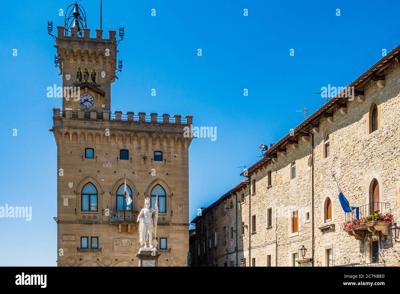 Monte titanos summits hi-res stock photography and images - Alamy