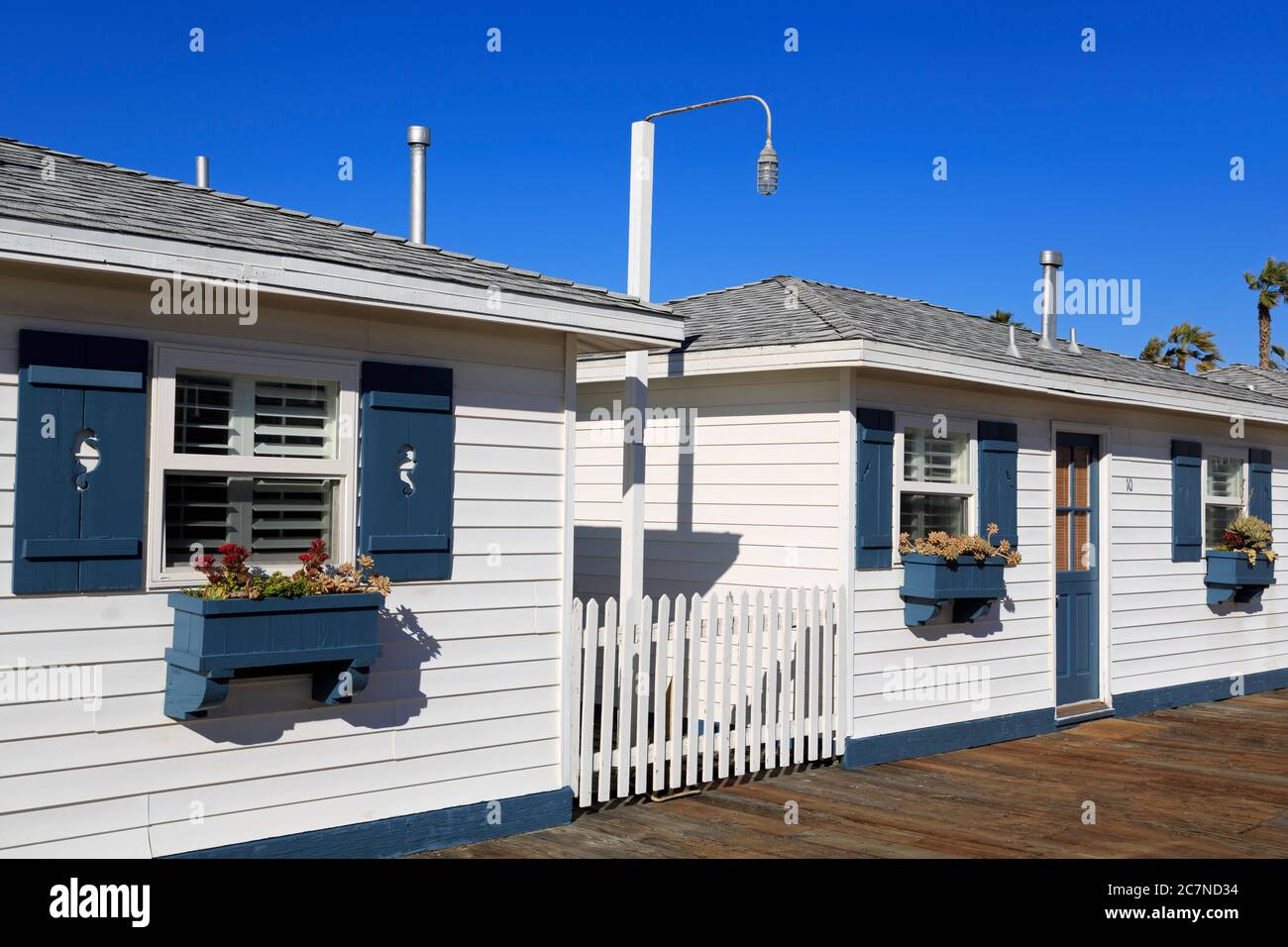 Cottages on Crystal Pier, Pacific Beach, San Diego, California, USA ...