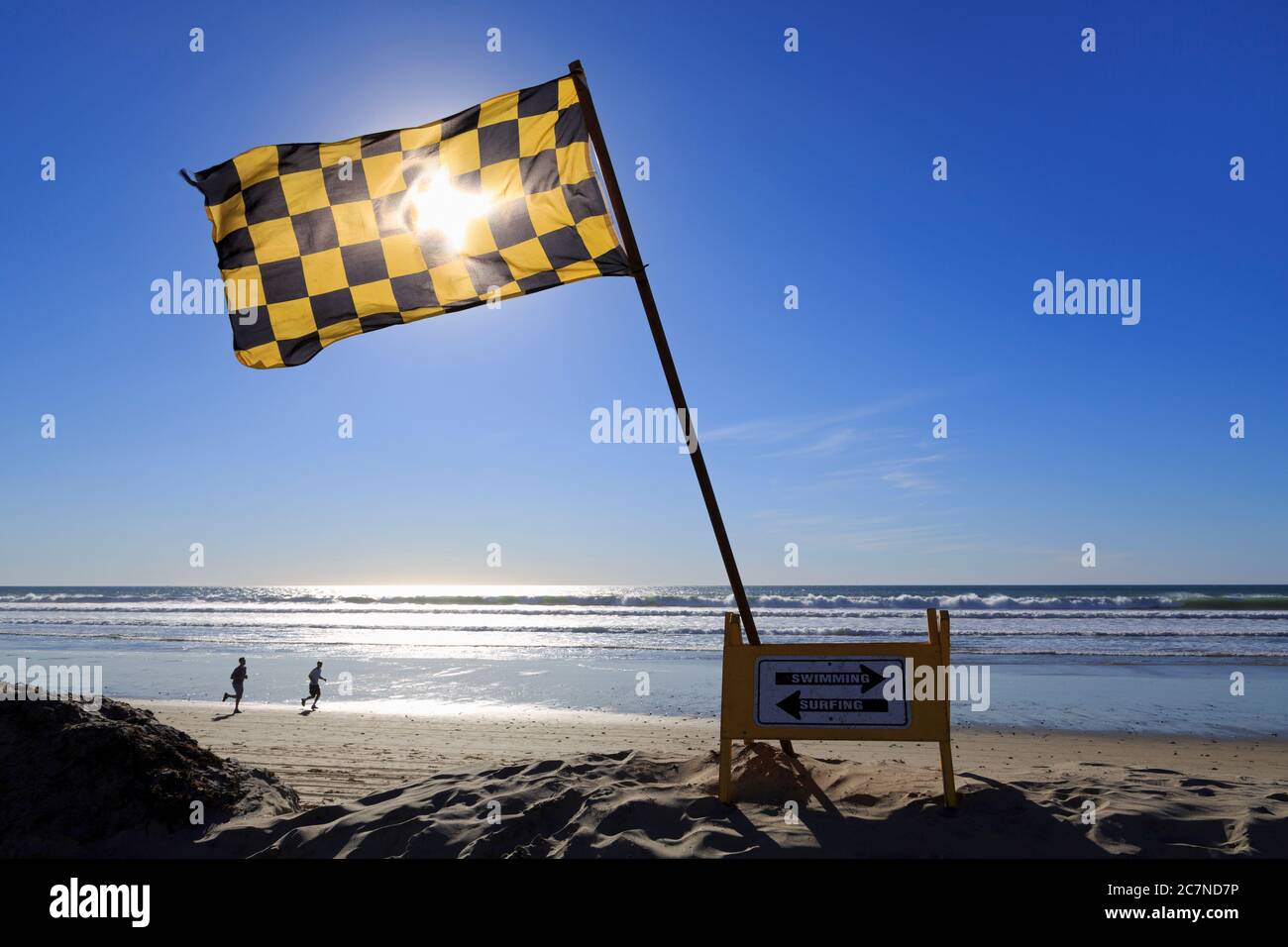 San diego beach lifeguard hi-res stock photography and images - Alamy