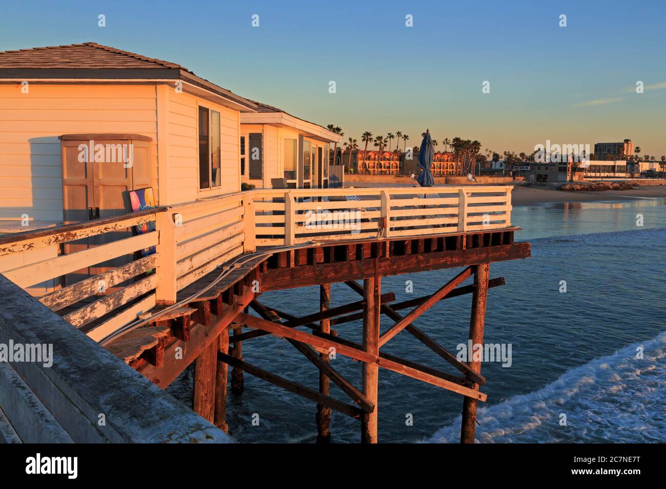 Cottages on Crystal Pier, Pacific Beach, San Diego, California, USA ...