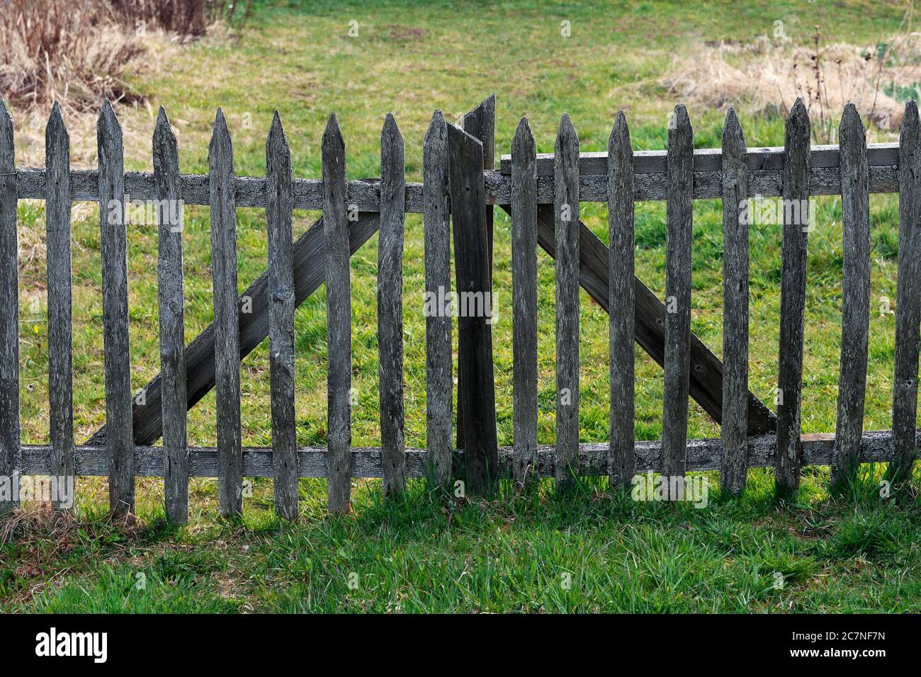 Closed wooden gates of an old russian country house in summer Stock ...
