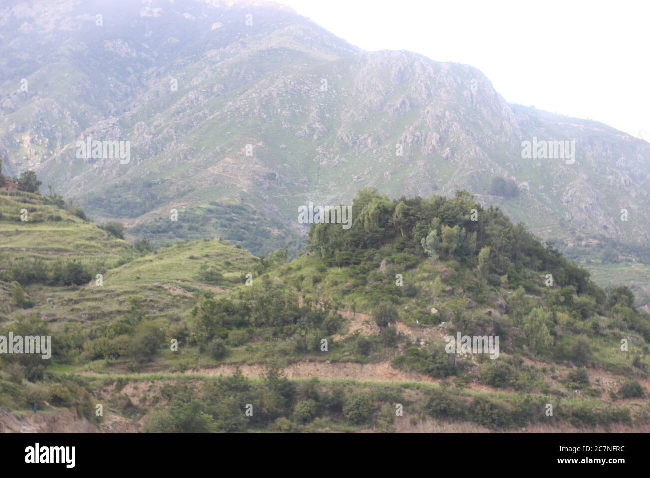 Pakistan village mountain hi-res stock photography and images - Alamy