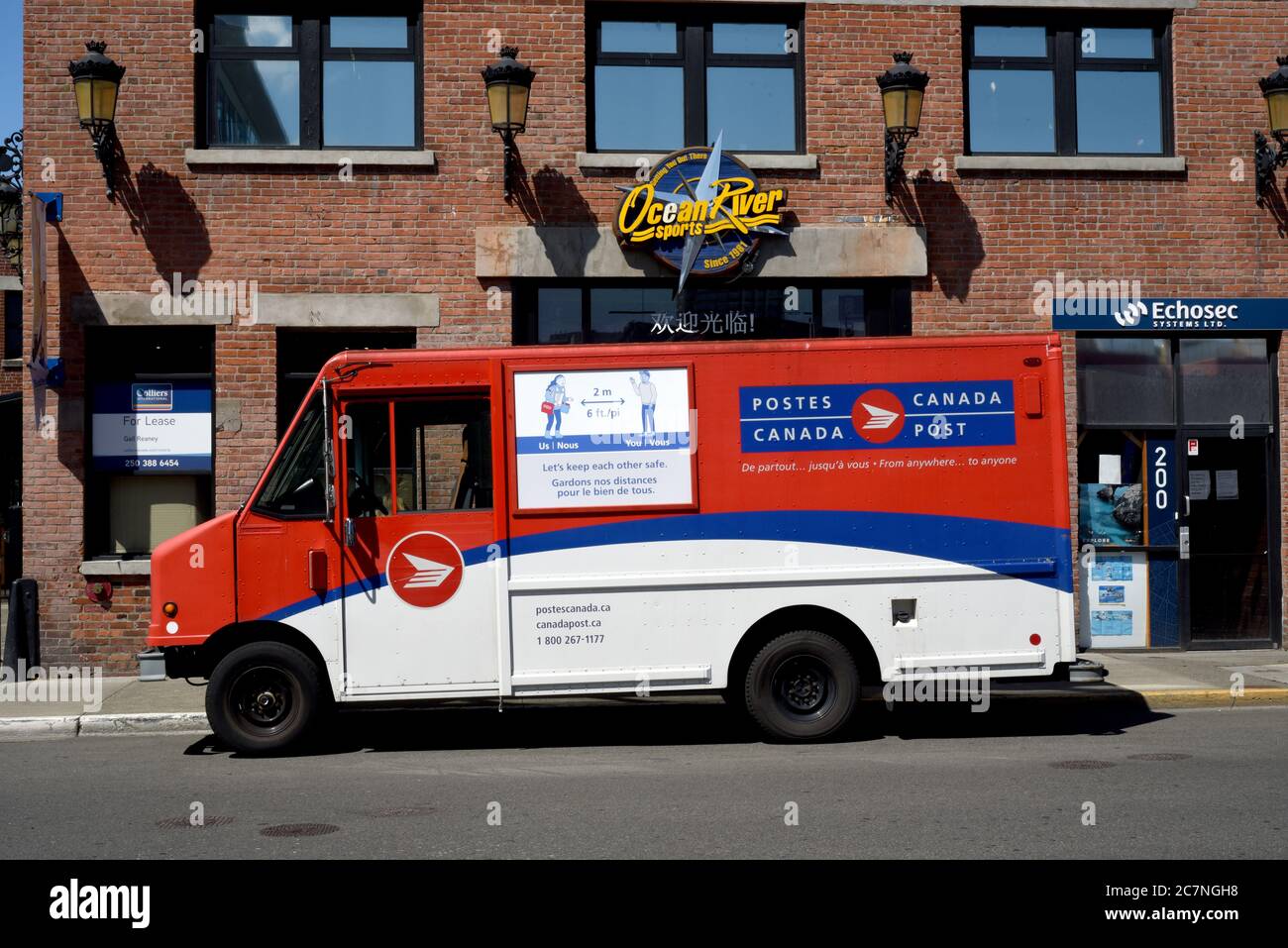 Canada post van hi-res stock photography and images - Alamy