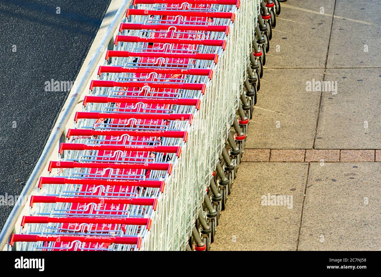 Coles supermarket trolleys hi-res stock photography and images - Alamy