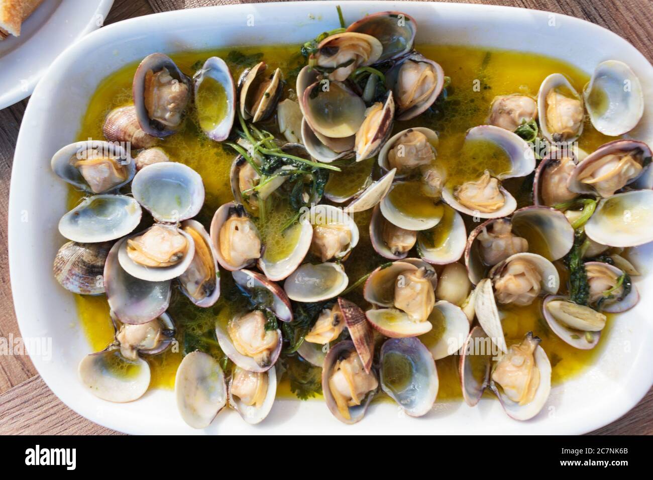Top view of delicious cooked Clams Stock Photo - Alamy