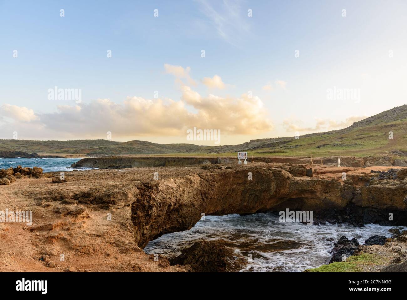 Aruba natural bridge hi-res stock photography and images - Alamy