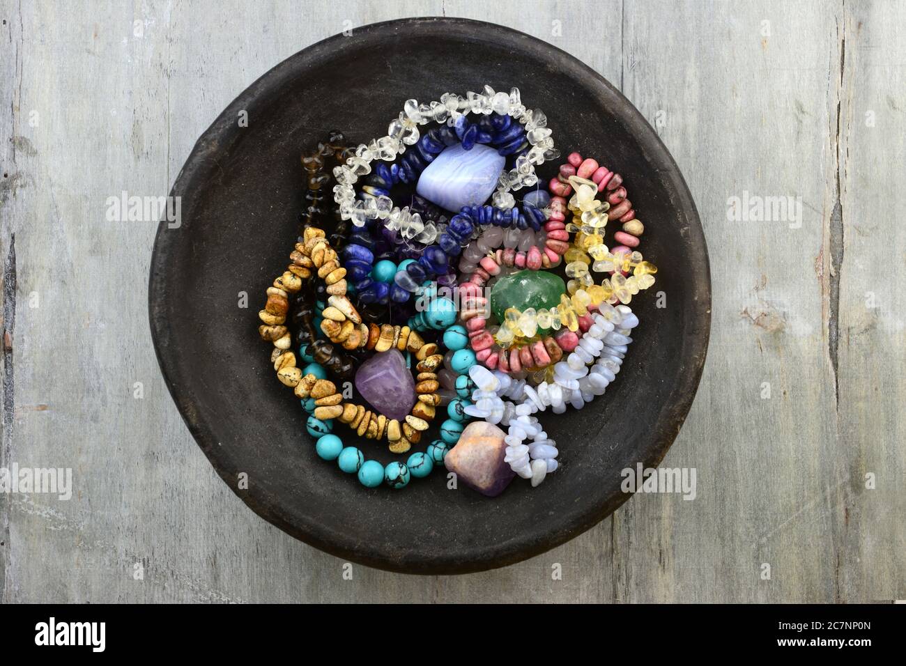 Puka shell hi-res stock photography and images - Alamy