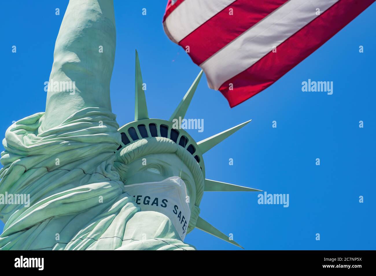Las vegas liberty mask hi-res stock photography and images - Alamy