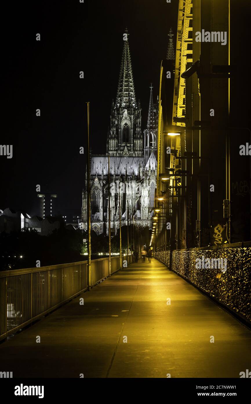 Vertical shot of Cologne Cathedral at night in Germany Stock Photo - Alamy