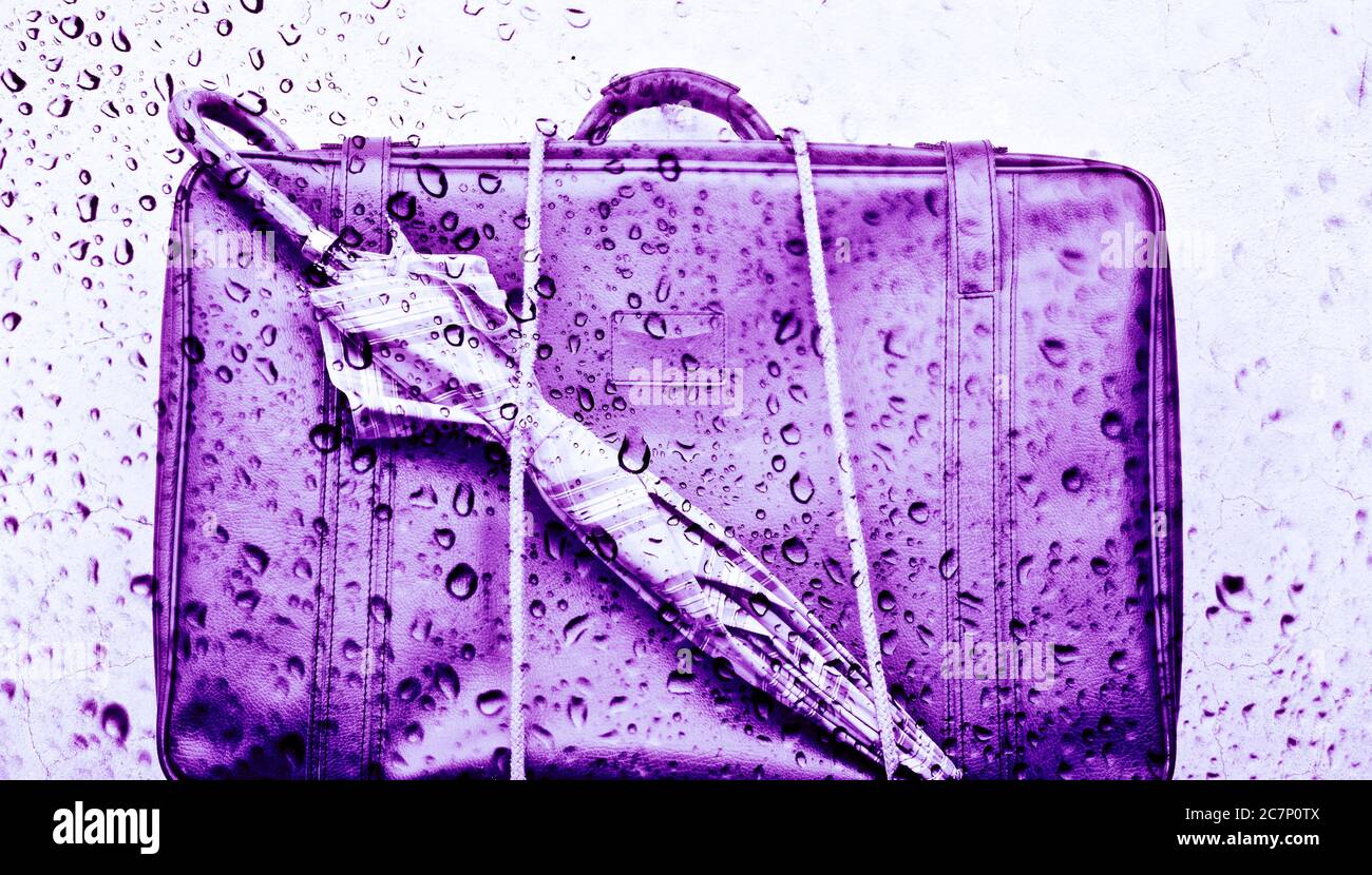 Traveling in the rain Stock Photo - Alamy