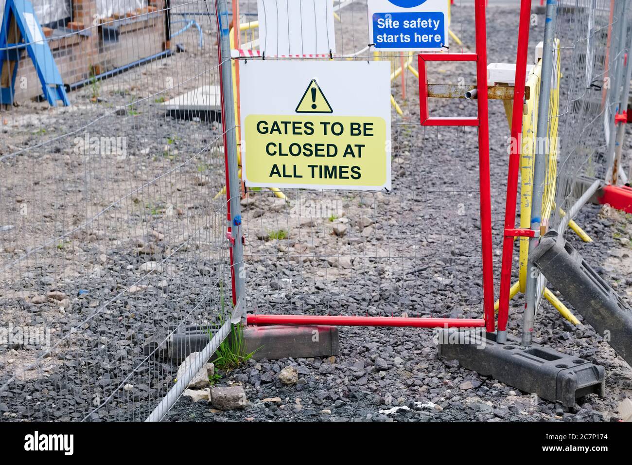 Gate must be locked at all times security sign at construction site ...