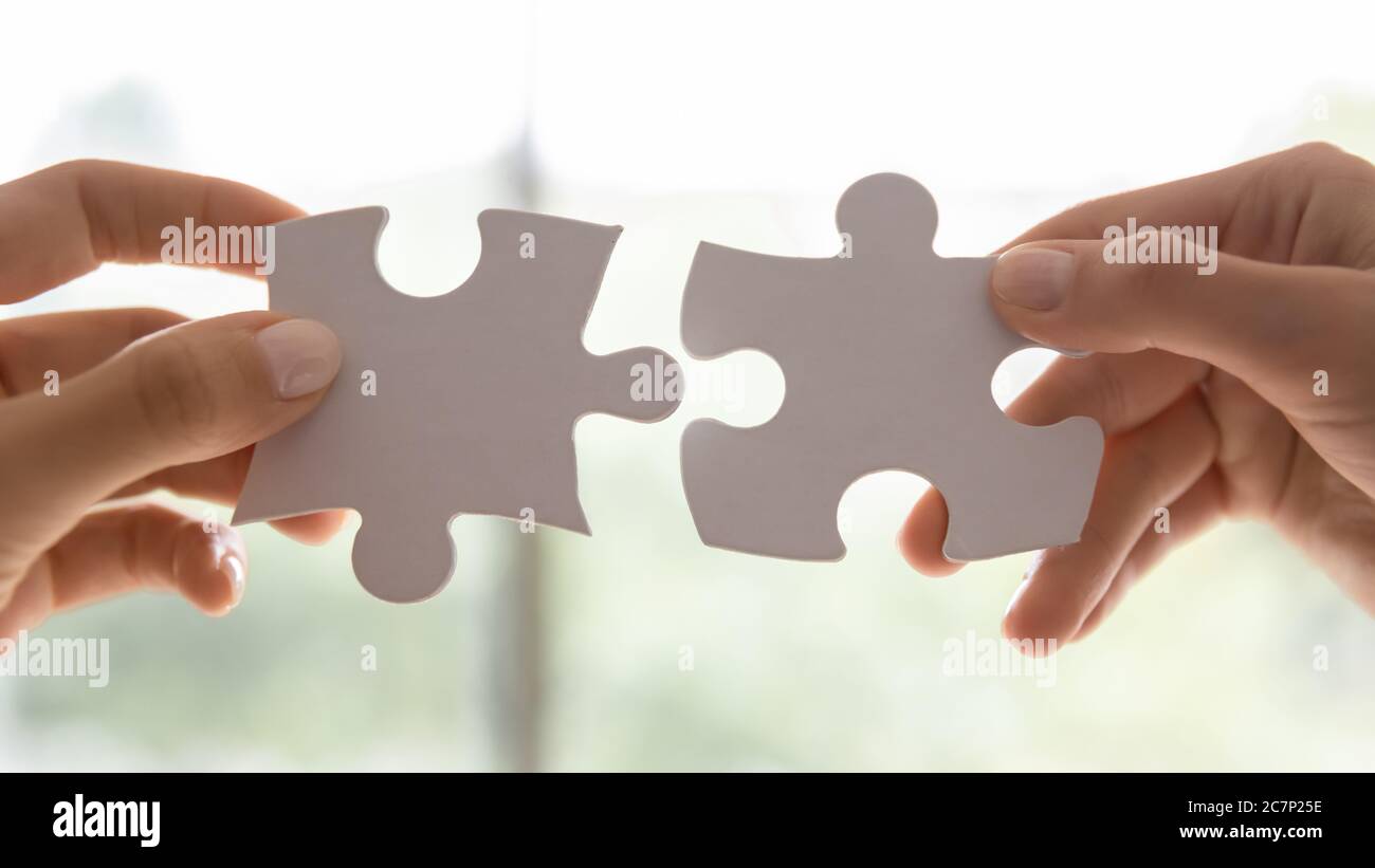 Pieces of puzzles hi-res stock photography and images - Alamy
