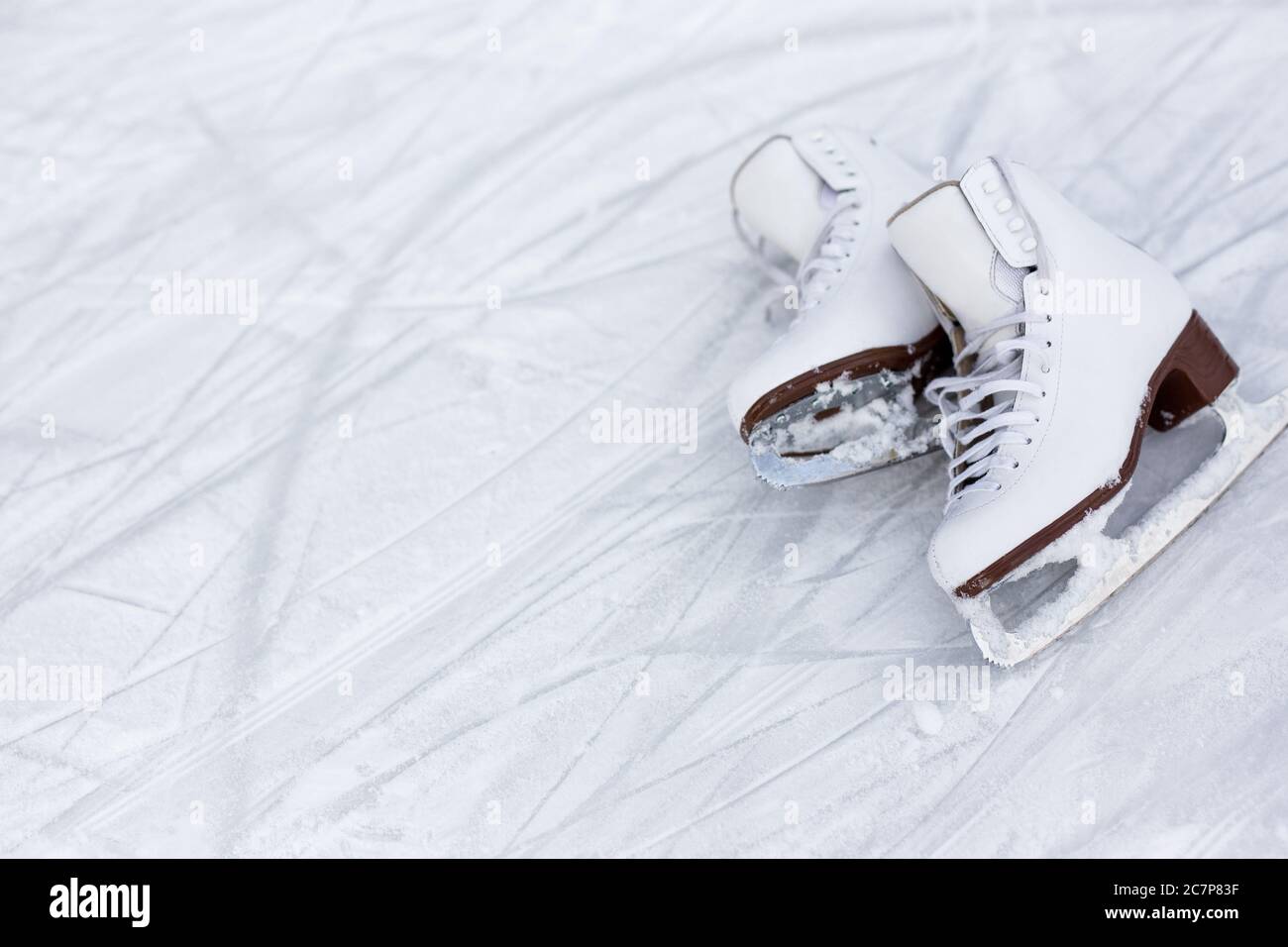 Skate blade marks hi-res stock photography and images - Alamy