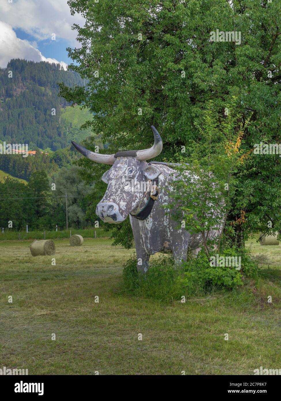 Figure of a cow near Wertach, Allgäu, Allgau, Bavaria, Germany, Europe ...