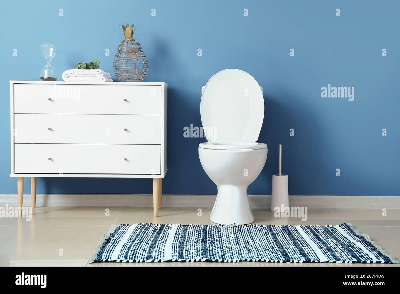 Interior of modern clean bathroom Stock Photo - Alamy