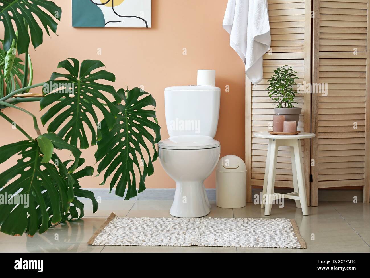 Interior of modern clean bathroom Stock Photo - Alamy