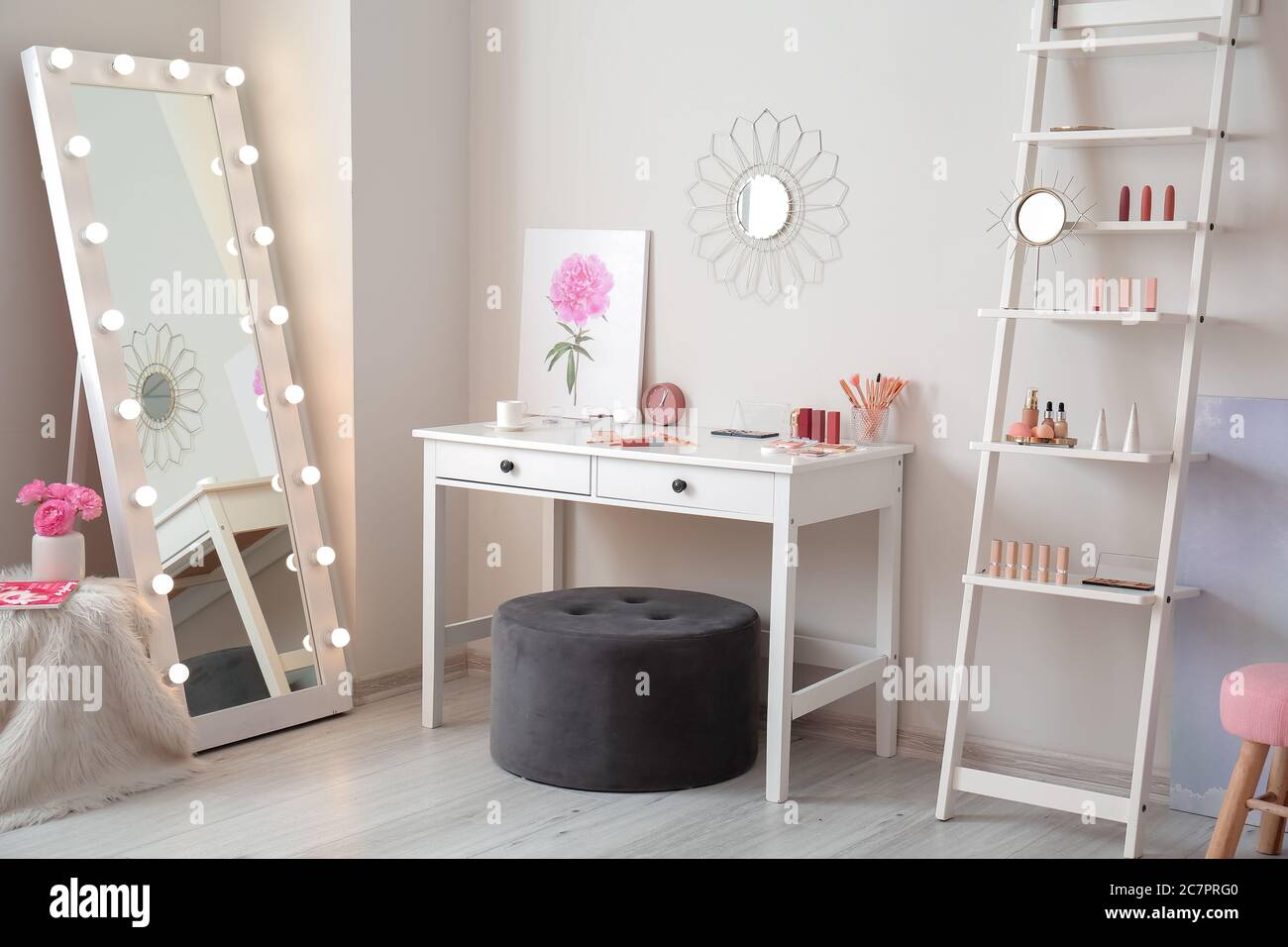 Stylish interior of modern makeup room Stock Photo - Alamy