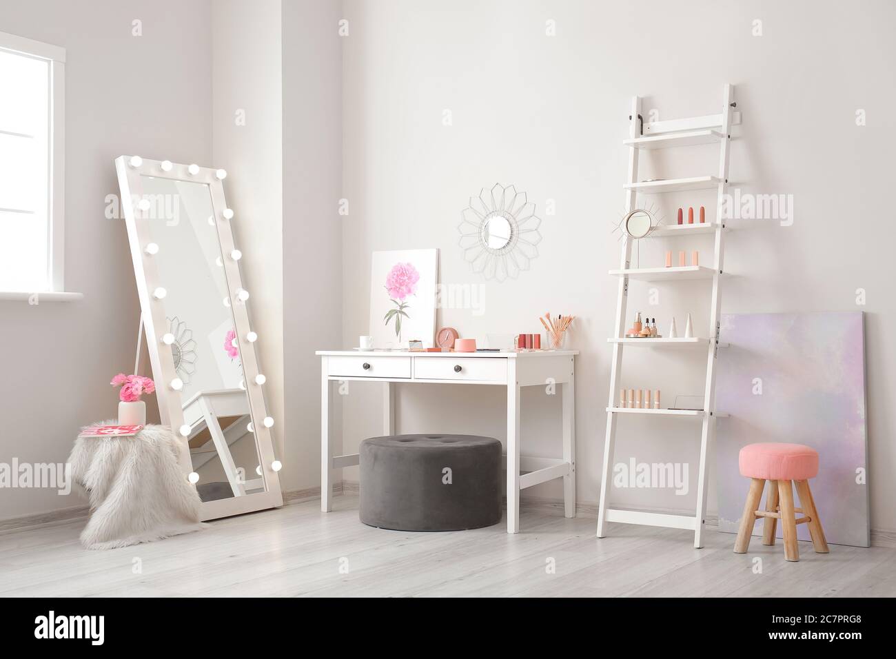 Stylish interior of modern makeup room Stock Photo - Alamy