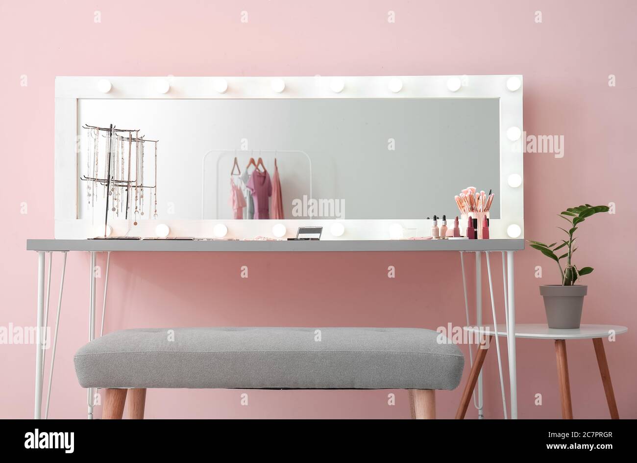 Stylish interior of modern makeup room Stock Photo - Alamy