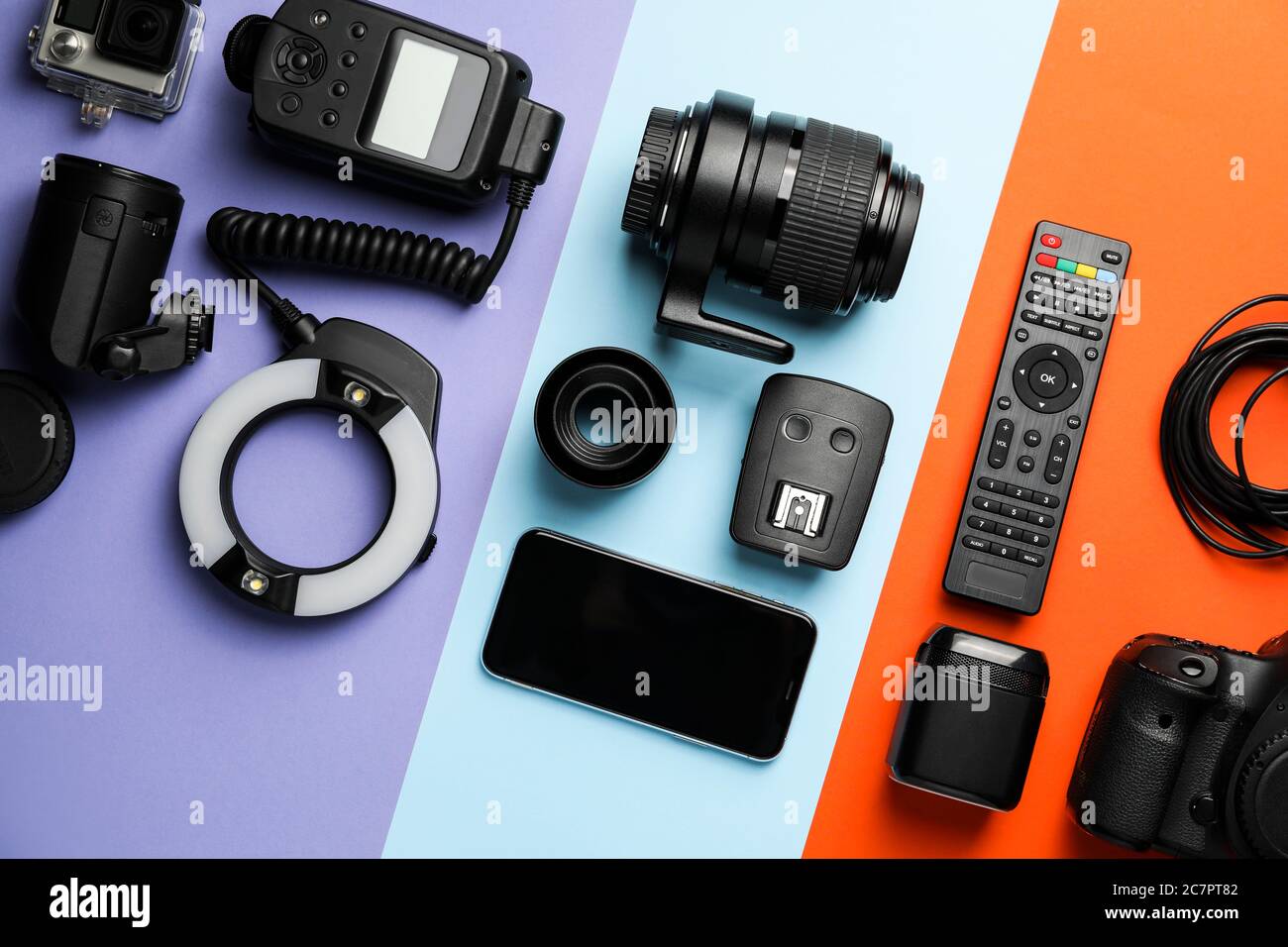 Flat lay different devices hi-res stock photography and images - Alamy