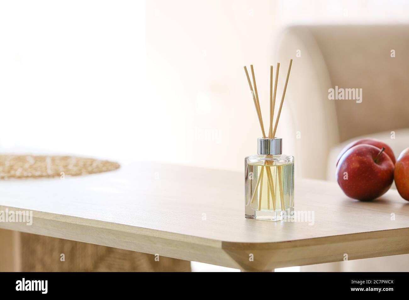 Scent of apples hi-res stock photography and images - Alamy