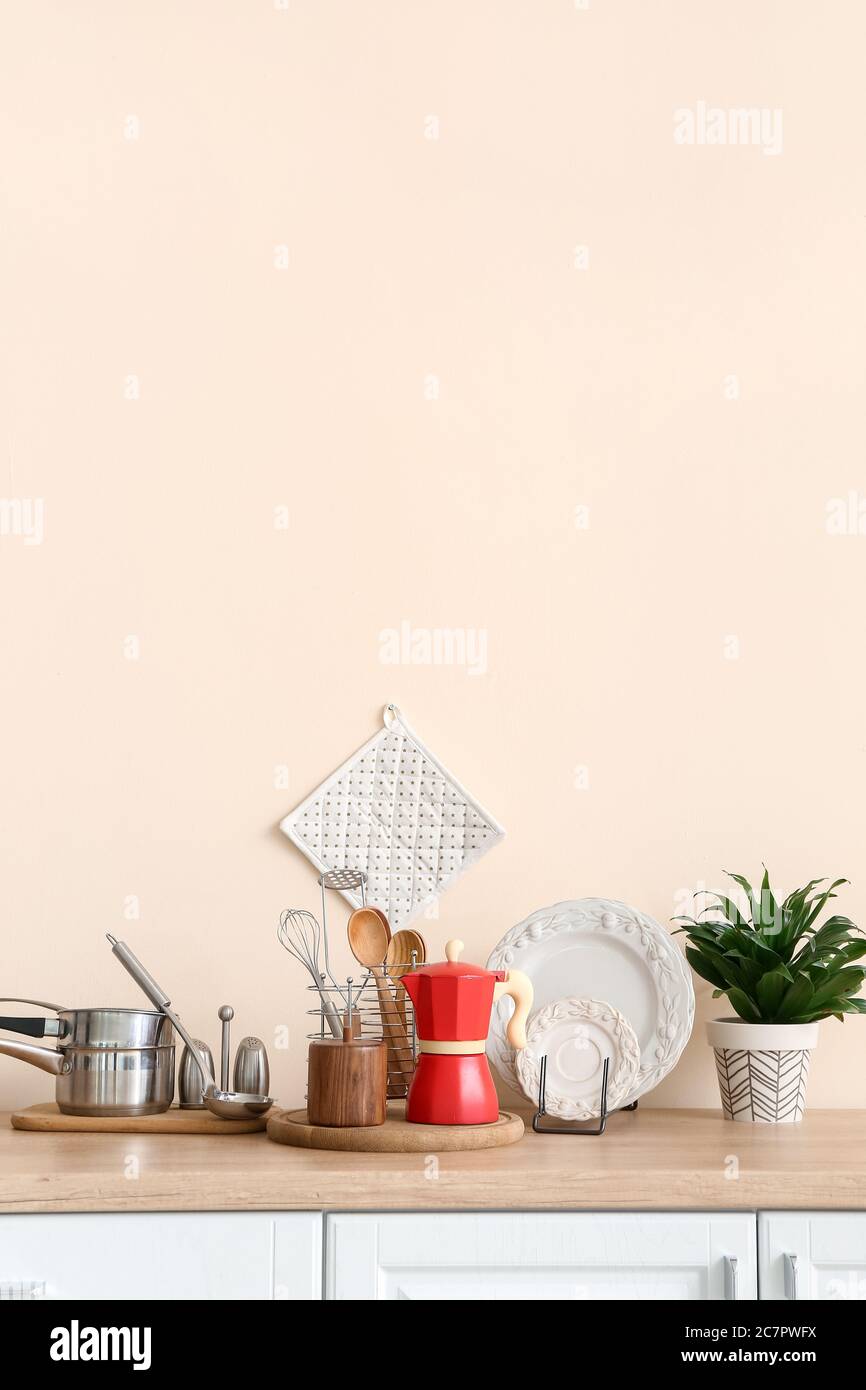 Food items on counter hi-res stock photography and images - Alamy