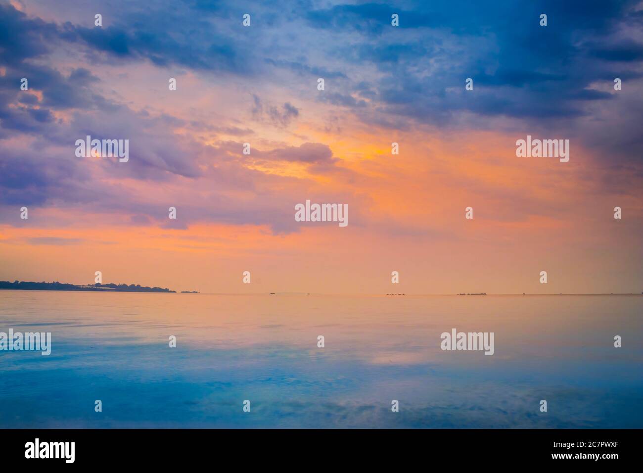 Sunset view of Lake Victoria shoreline, Entebbe, Uganda, Africa Stock ...