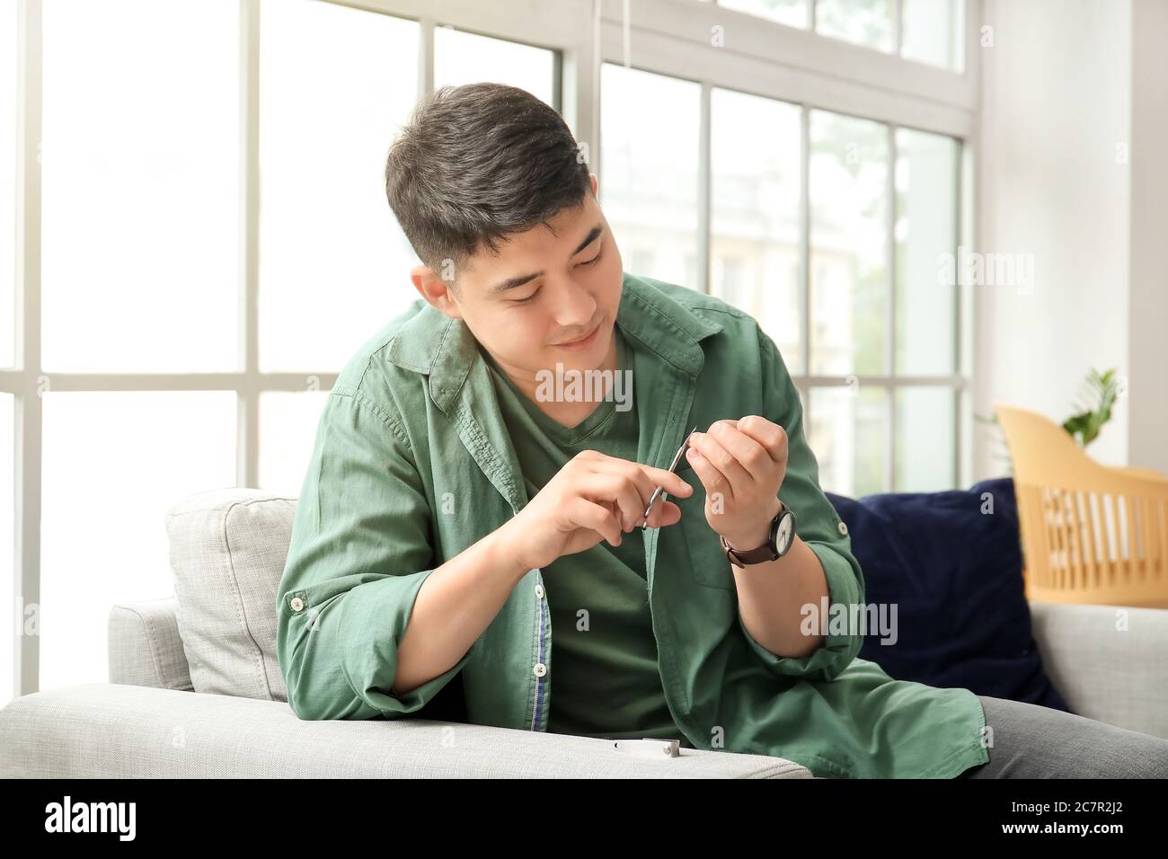 Man asian appearance self hi-res stock photography and images - Alamy