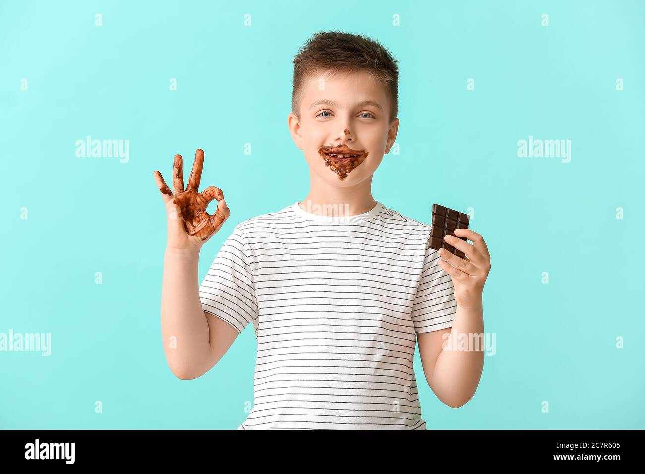 Child showing hands chocolate hi-res stock photography and images - Alamy