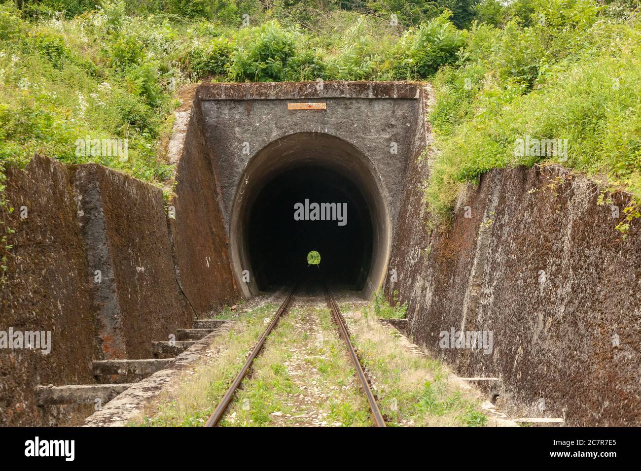 Light End Of Tunnel Train High Resolution Stock Photography and Images ...