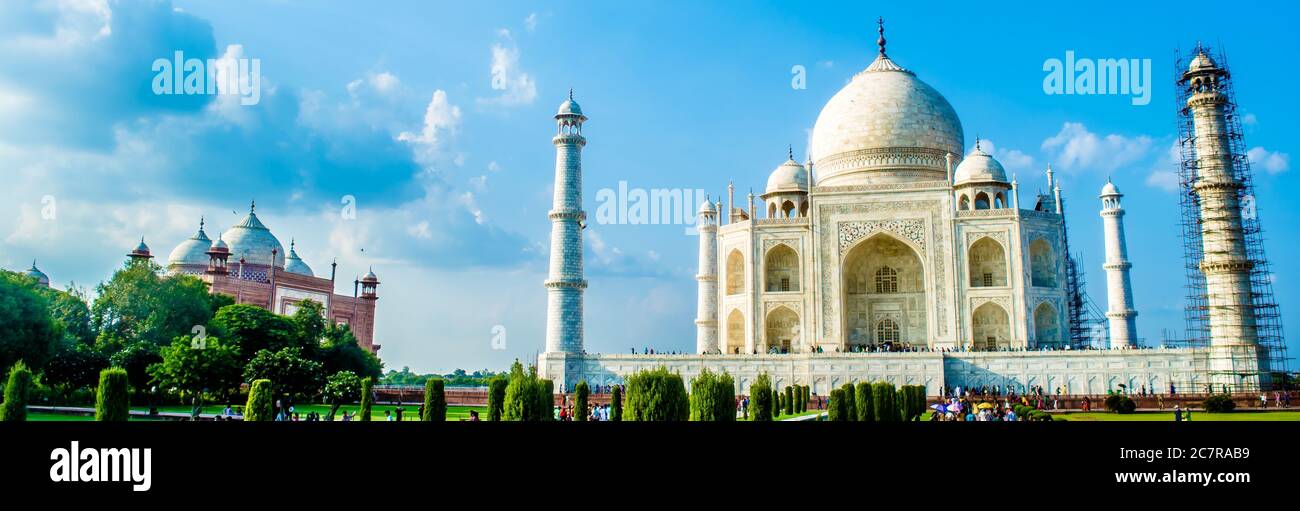The Grate Taj Mahal of India was commissioned by Shah Jahan in 1631 ...