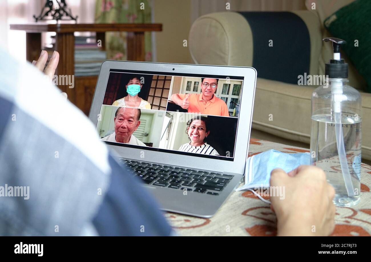 Videocall hi-res stock photography and images - Alamy