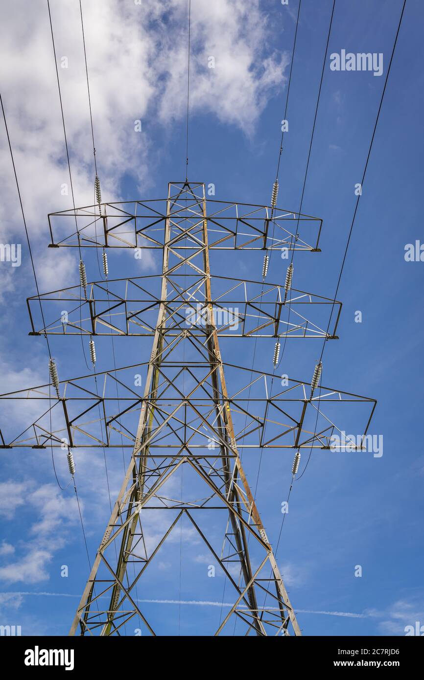 Transmission towers pylons power hi-res stock photography and images ...