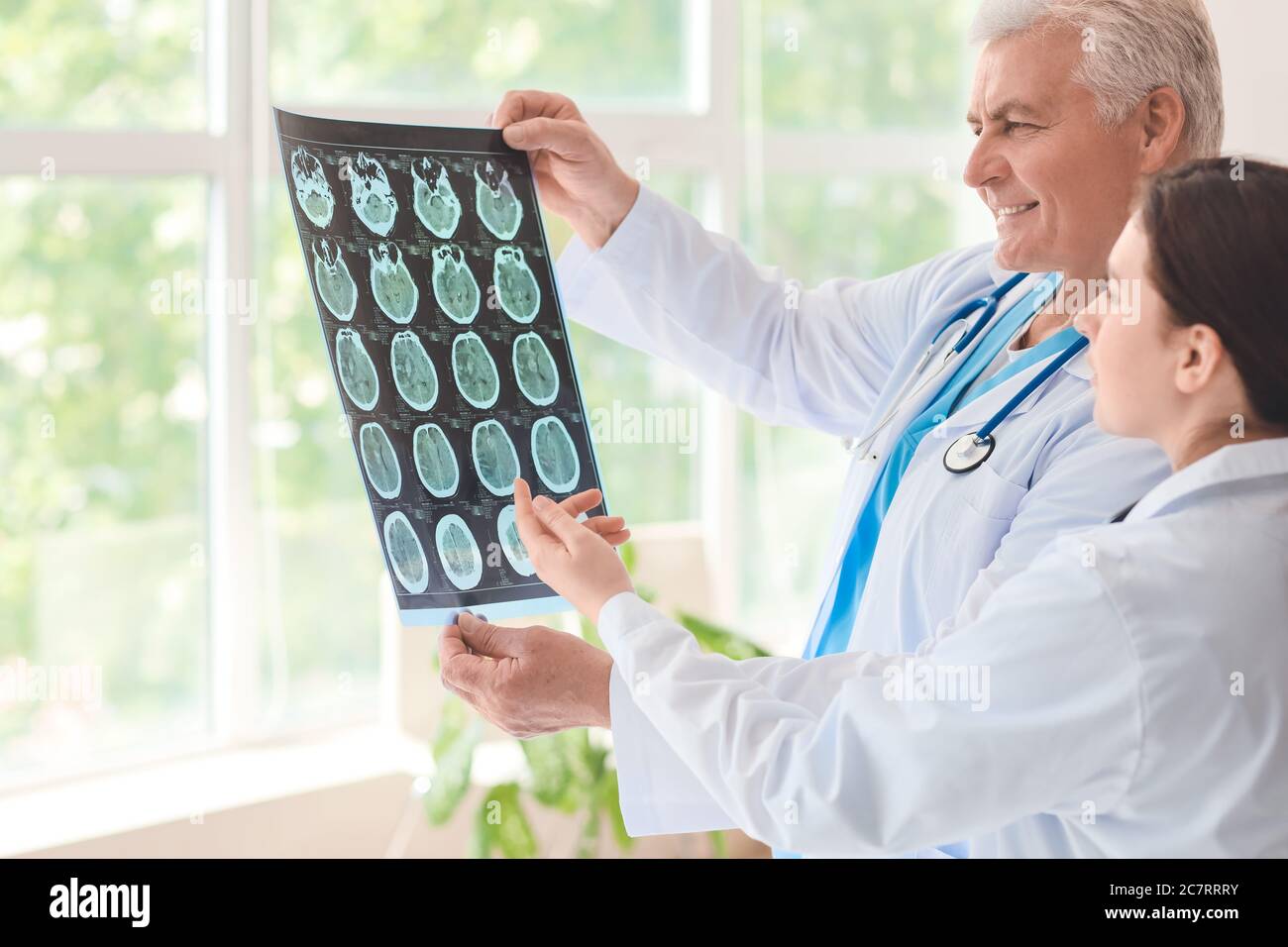 Assistant brain hi-res stock photography and images - Alamy
