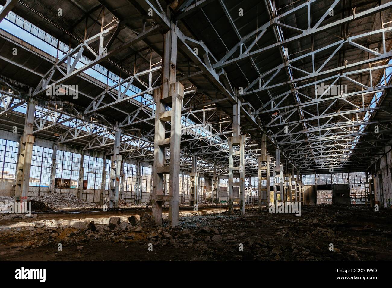 Manufacturing hall hi-res stock photography and images - Alamy