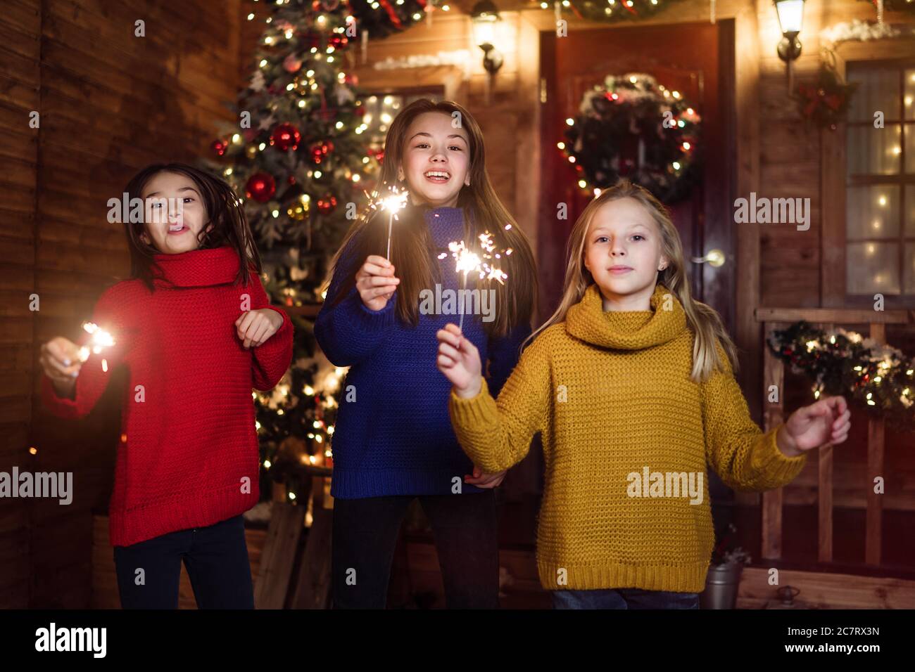 Kids with sparklers dancing Stock Photo - Alamy