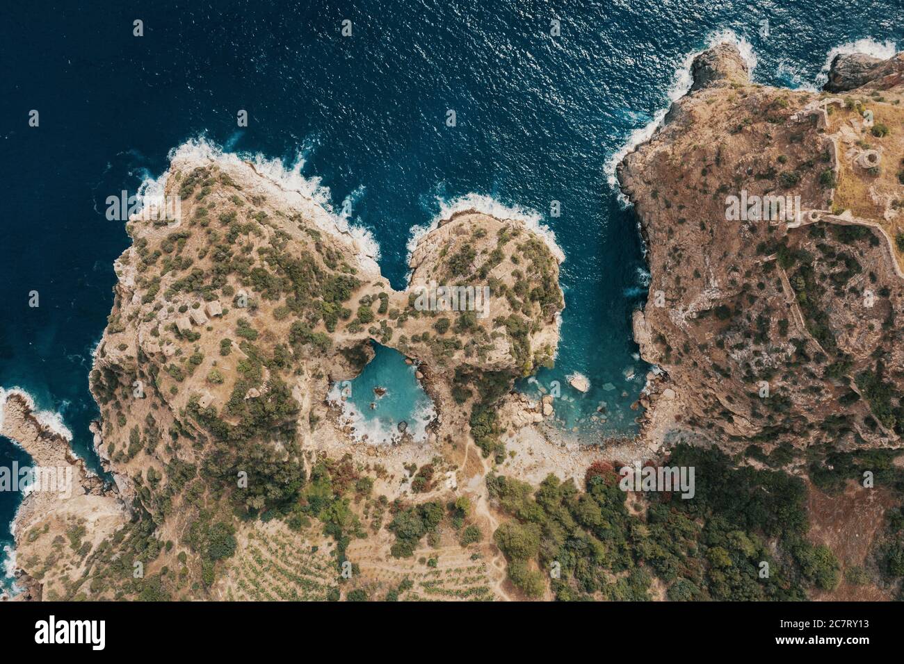 Beach and waves top view. Turquoise water background aerial view ...