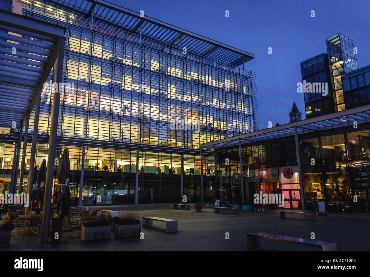 Office building in Quartermile area, redevelopment of the former Royal ...
