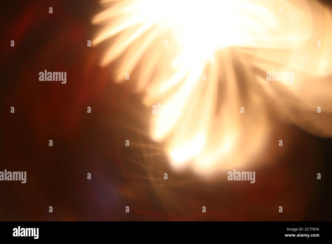 Closeup shot of staggered and refracted light layers vortex light ...