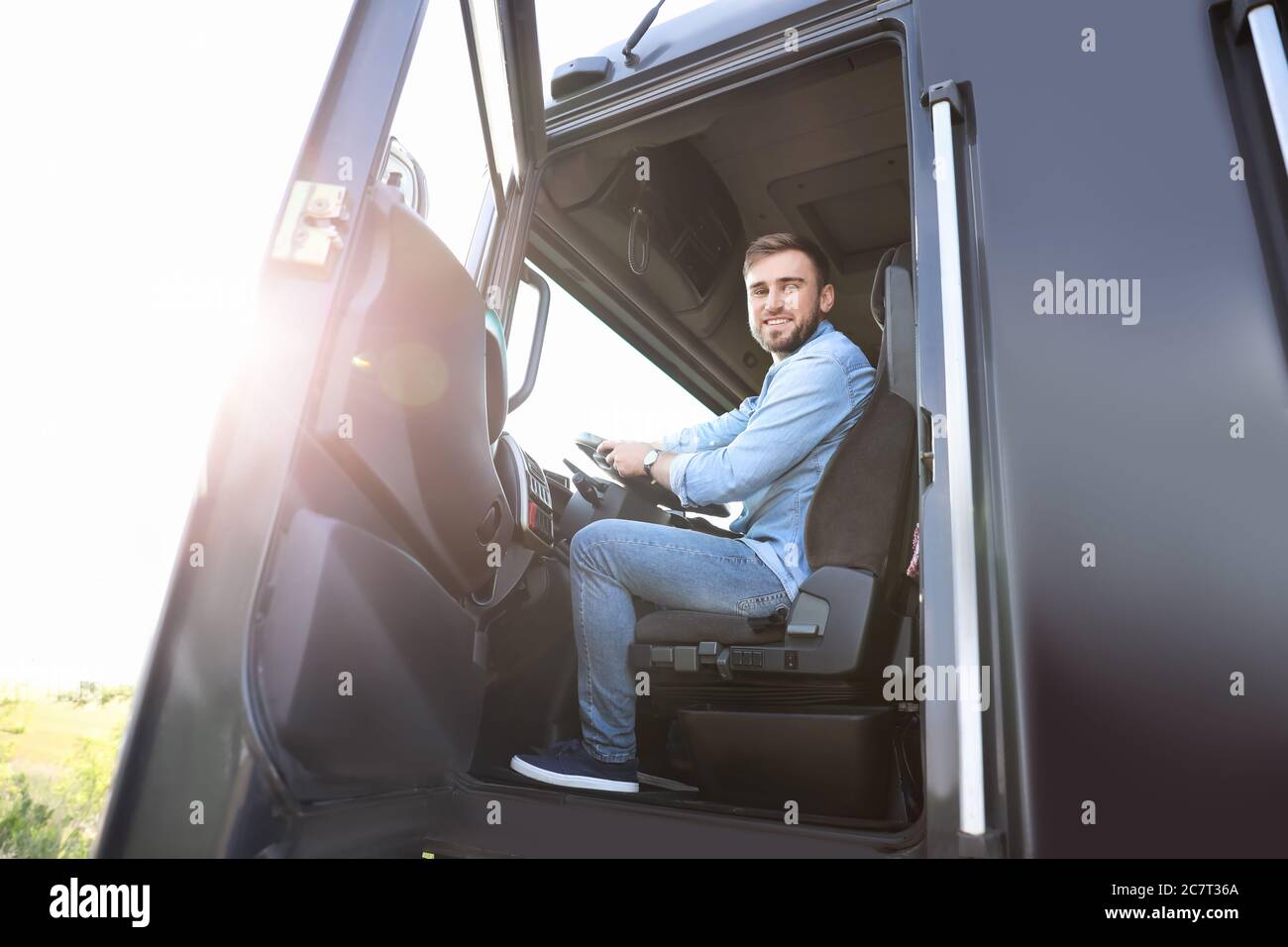 Long haul truck cabin hi-res stock photography and images - Alamy