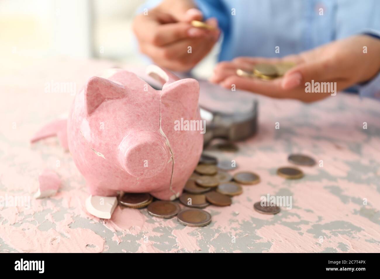 Breaking the bank hi-res stock photography and images - Alamy
