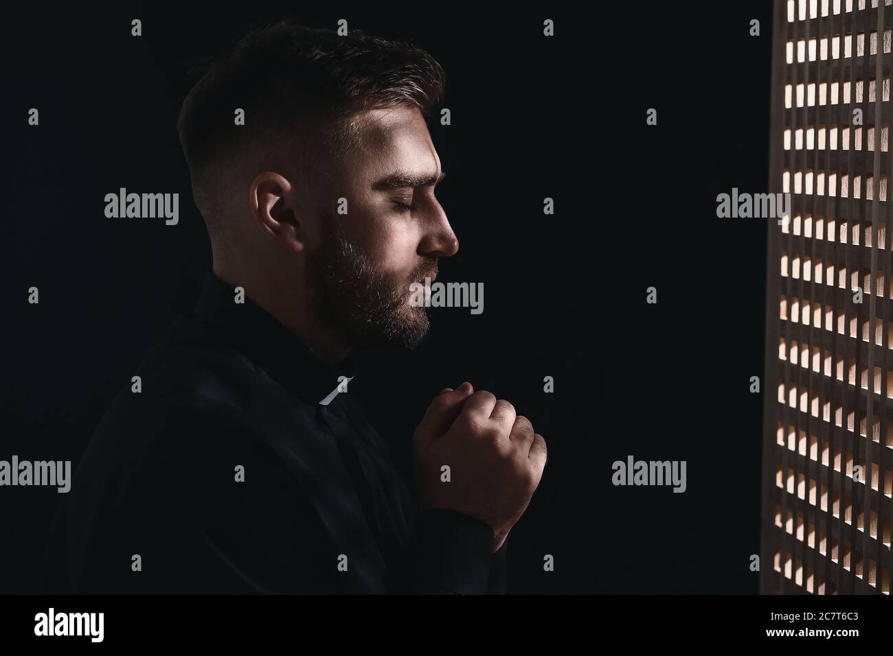 Priest confession booth hi-res stock photography and images - Alamy Priest confession booth hi-res stock photography and images - Alamy