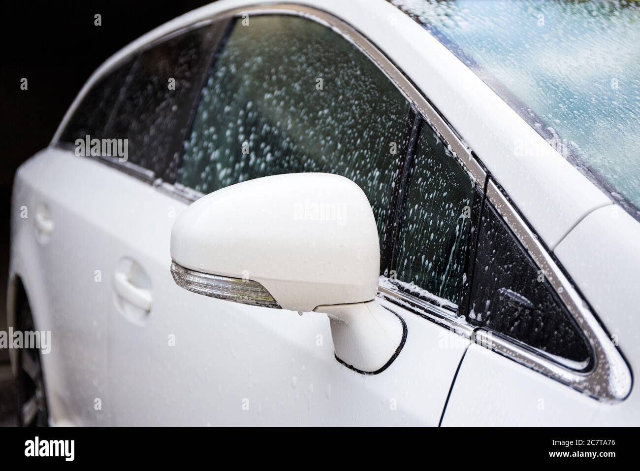 Car wash concept side view hi-res stock photography and images - Alamy